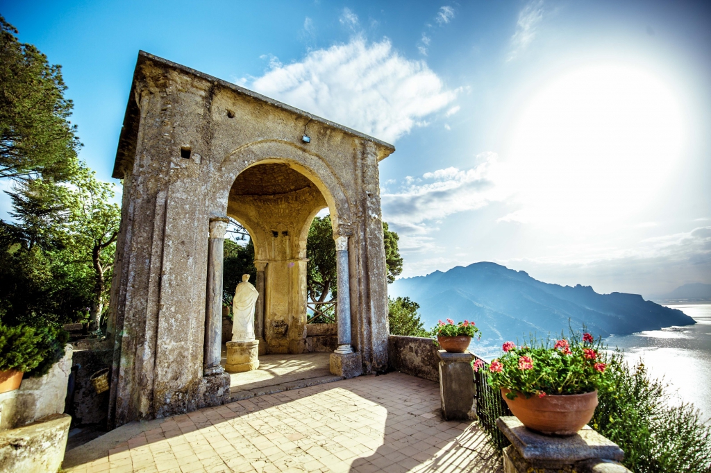 Villa Cimbrone, kur realybė gražiau už svajas - Vestuvės Italijoje